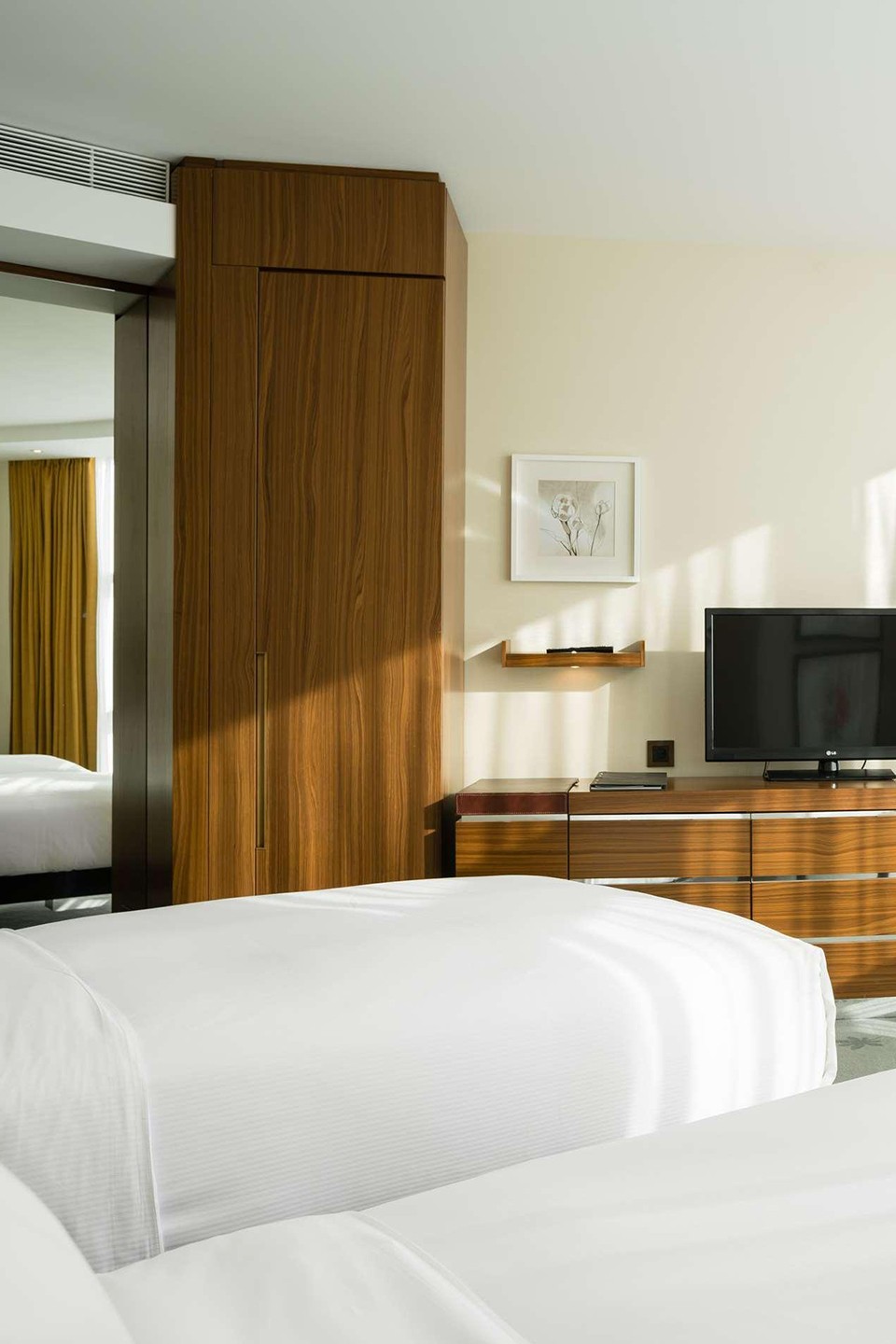 Executive Room - PARAISO GARDENS HOTEL